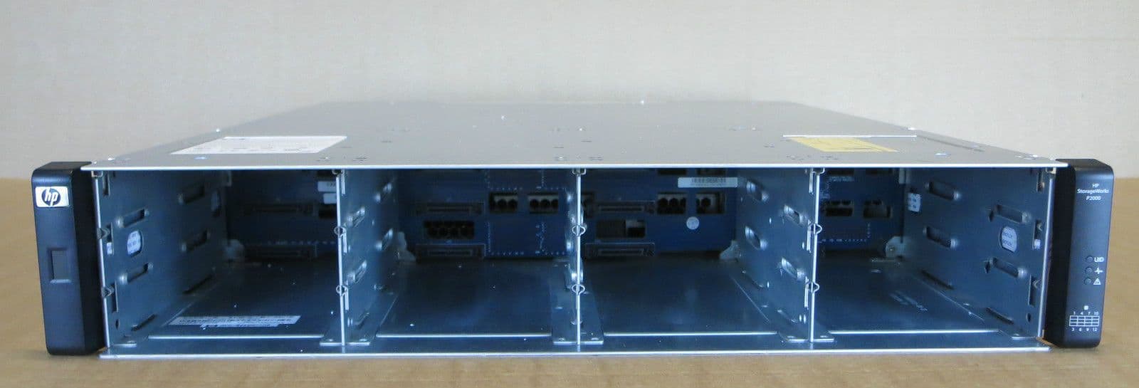 HP StorageWorks P2000 G3 AP843A Dual I/O LFF Drive Enclosure Array 2x ...