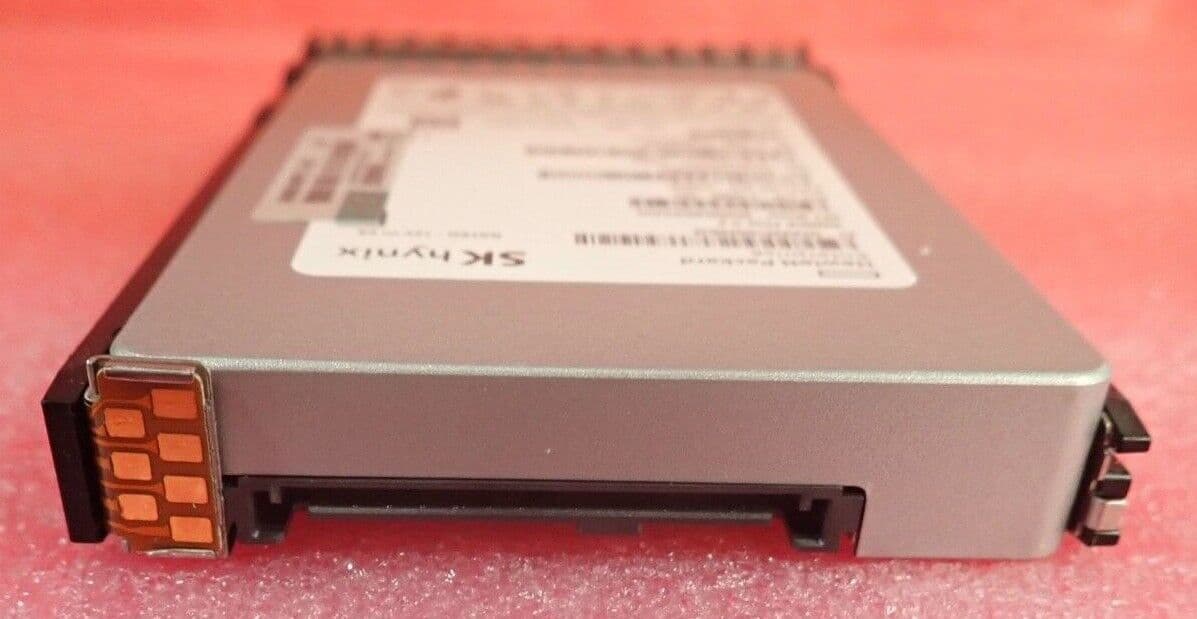 HPE 6 4TB 2 5" SFF NVMe PCIe U 3 Mixed Use SSD P19806-004 P13837-001 ...