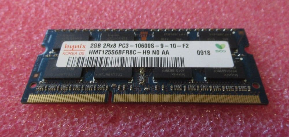 Hynix HMT125S6BFR8C-H9 2GB PC3-12800 DDR3-1600MHz Non-ECC 204-Pin DIMM Memory