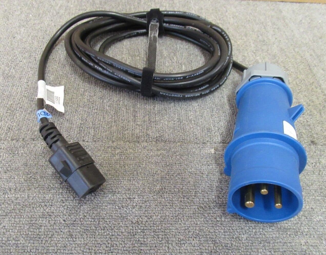 IBM 12J5988 4M IEC C19 Female To IP44 32A Commando Blue Plug Male Power ...