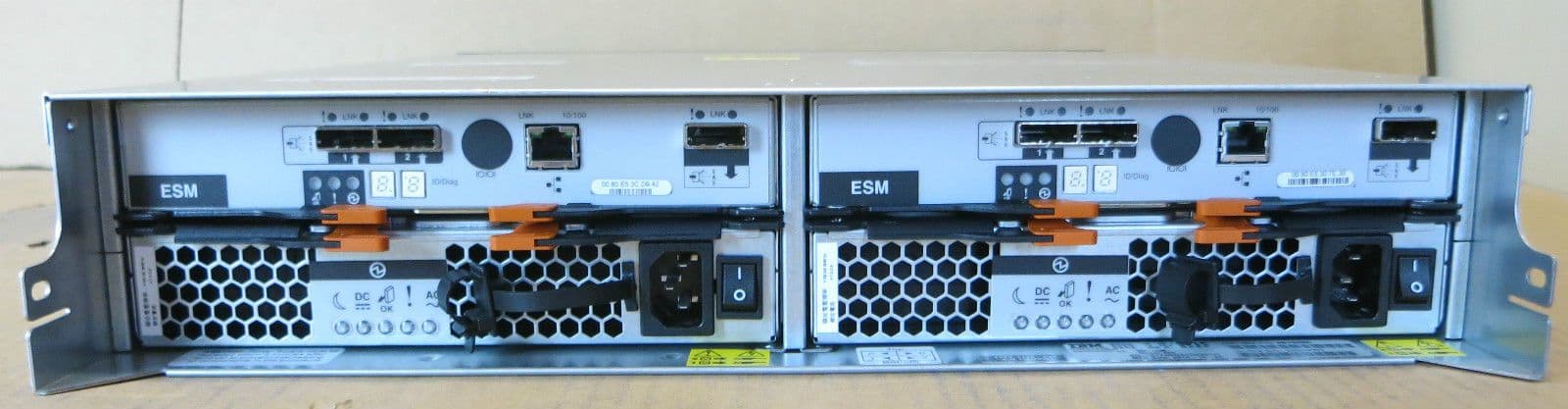 IBM 1746-E4A EXP3524 24-Bay Disk Array Expansion Unit 12 x 300GB 15k 2x DS3500