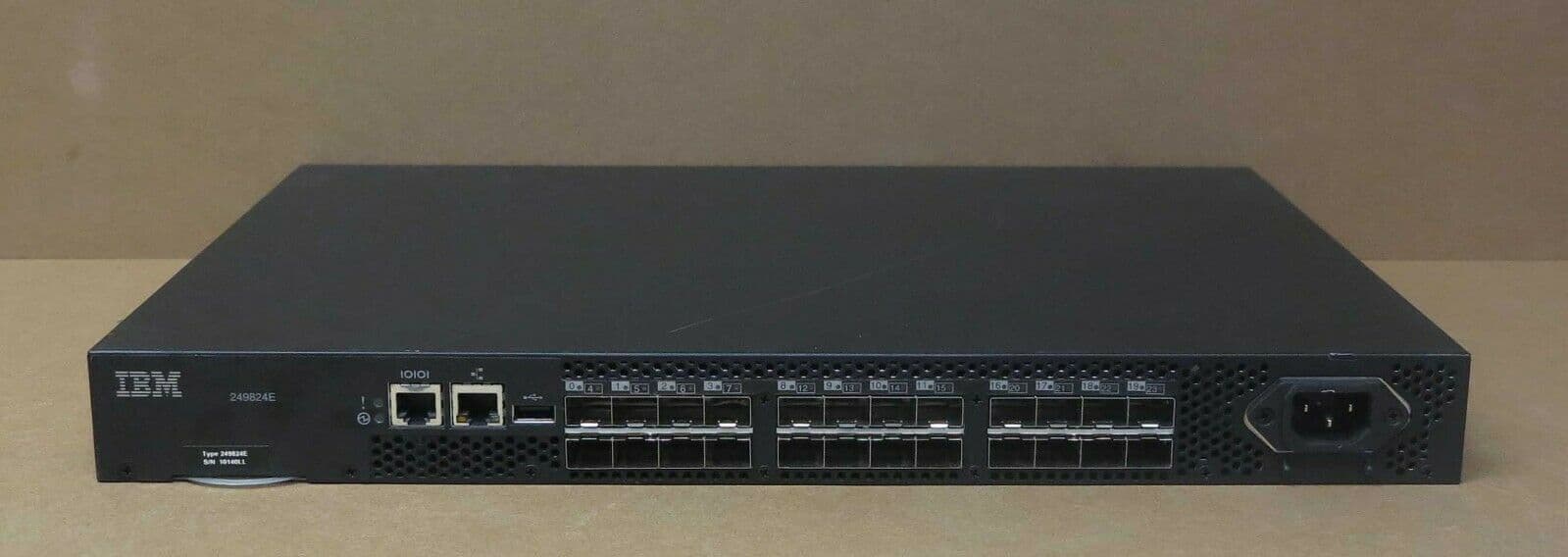 IBM 2498-24E 8Gb 24-Port Fibre Channel 8-Port Active FC SAN Rack Switch ...