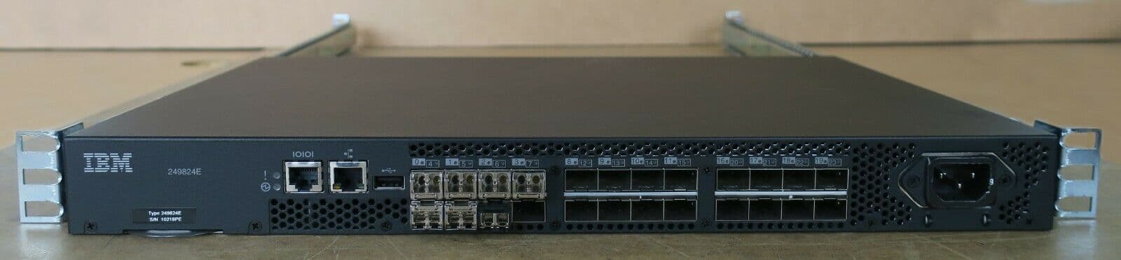 IBM 2498-24E 8Gb 24-Port Fibre Channel FC SAN Switch 45W0391 - 8-Ports ...