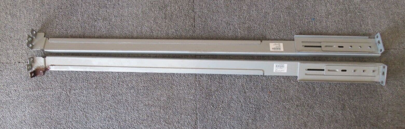 IBM 32P9203 32P9205 xSeries X330 X335 1U Left & Right Rackmount Rail Kit