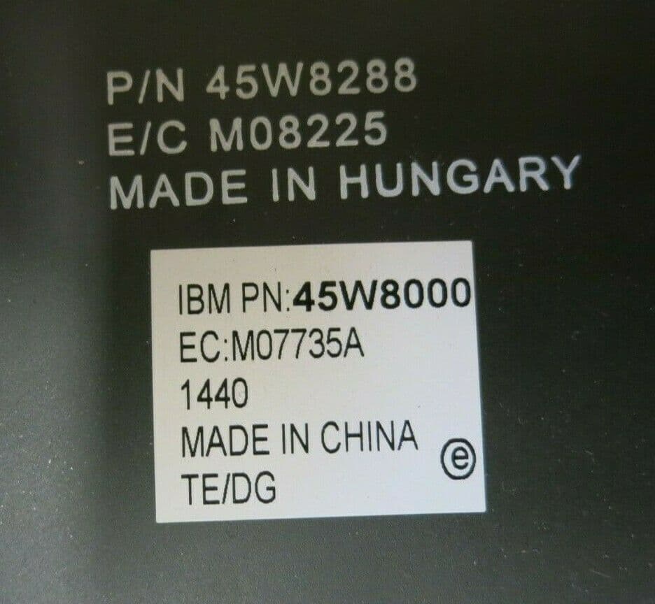 IBM 45W8288 45W8000 11 Feed Though Port 1U RJ45 Ethernet Patch Panel