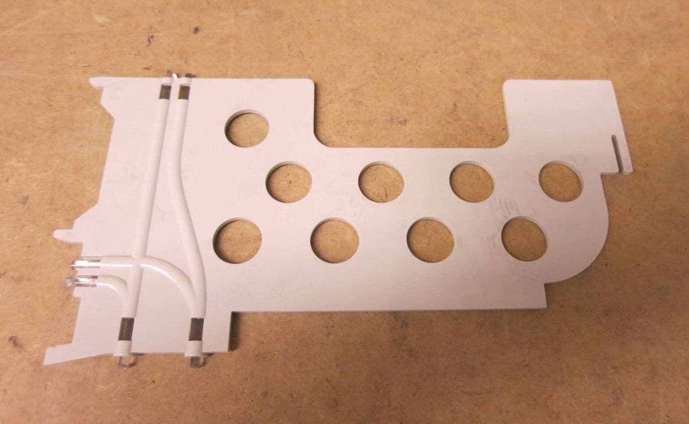 IBM 53P4325 H86251 Plastic PCI Divider Assembly For IBM P520 Server