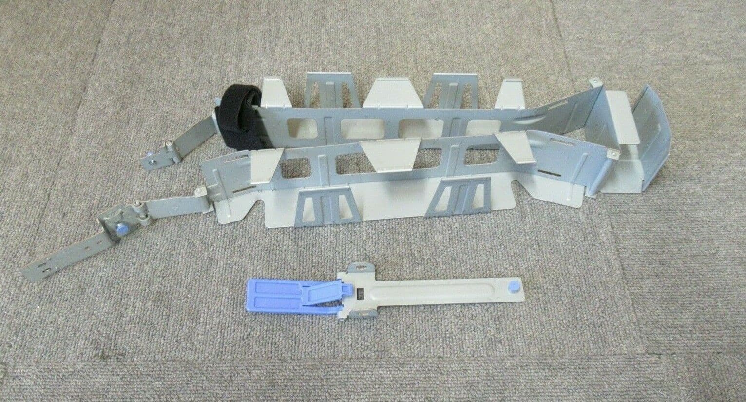 IBM 68Y7212 System X3850 X3950 Server Cable Management Arm
