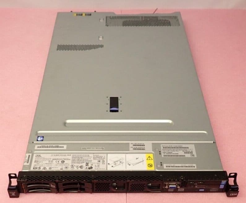 IBM 7042-CR8 HMC Server 8C E5-2640v2 8GB RAM 4x SFF Bay 2x 500GB HDD V9R1