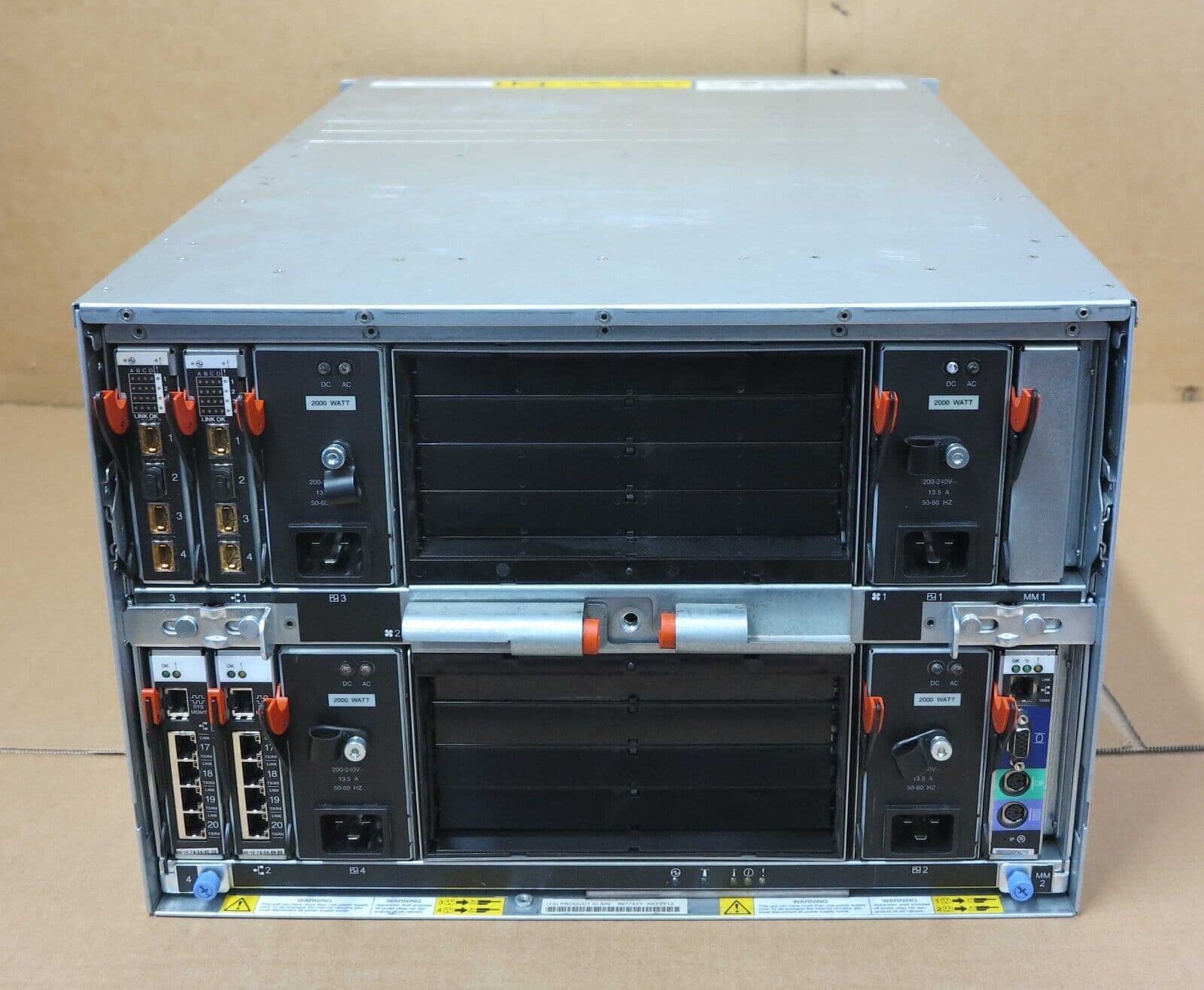 IBM BladeCenter E 8677-3XY Chassis RackMount Server System 4x PSU 02R9168