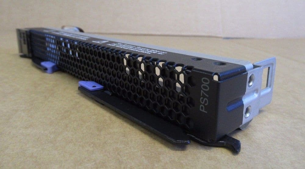 IBM BladeCenter PS700 Front Bezel 685330702 and Top Cover 46C7340