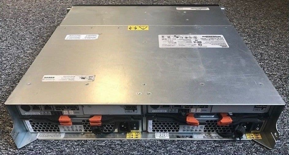 IBM DS3524 Storage System 69Y0259 24x 2 5" Hard Drive Bays 2x FC ...