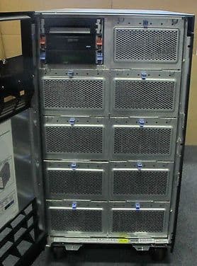 IBM eServer iSeries 9406M 18GB x 26 SCSI 35GB x 18 HDD 5 Cards Storage ...