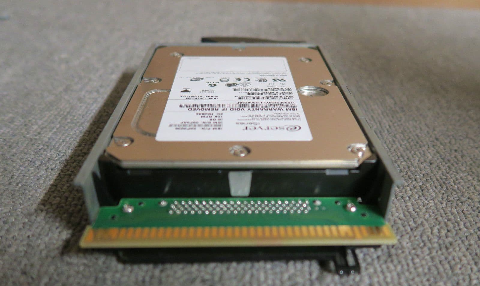 IBM FC 4326 53P3348 - 3 5" 35GB 15K U320 SCSI Hard Drive HDD In Caddy