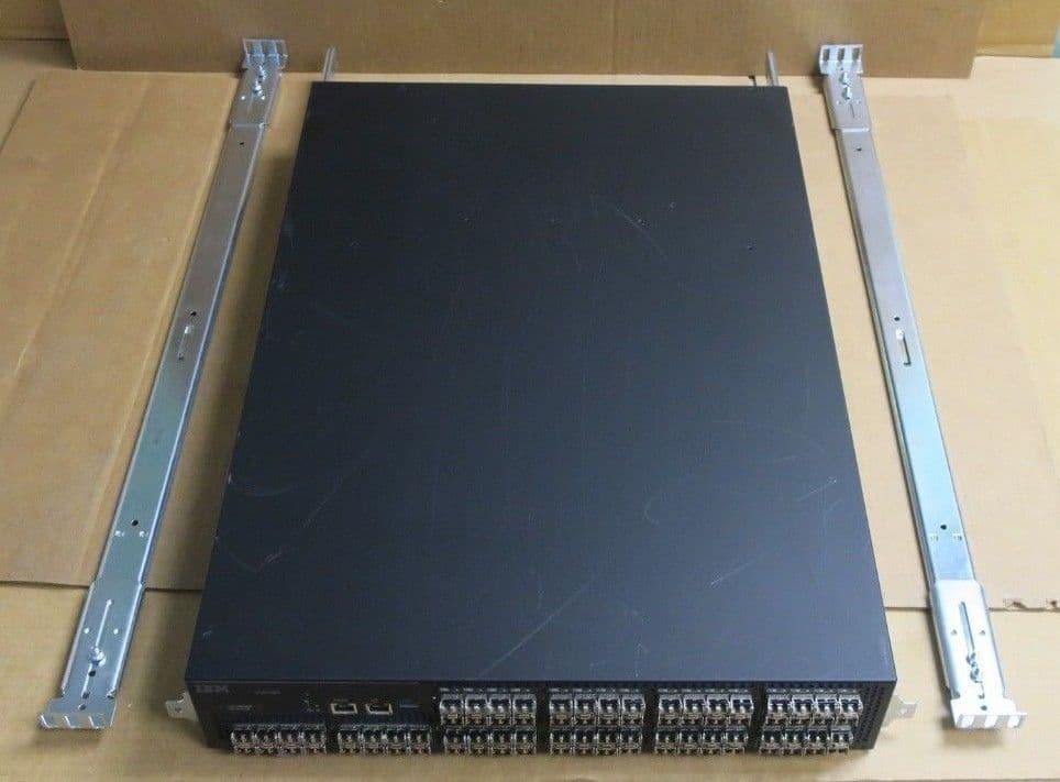 IBM Fibre Channel SAN Switch 8Gbps 80-Port SAN80B-4 2498-B80 W/ SFP s ...
