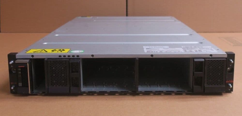 IBM FlashSystem 900 12x MicroLatency Bay Storage Enclosure 9843-AE2 2x ...