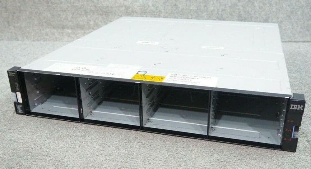 IBM Storwize V3700 2072-12E Expansion Array 2x Expansion Canister