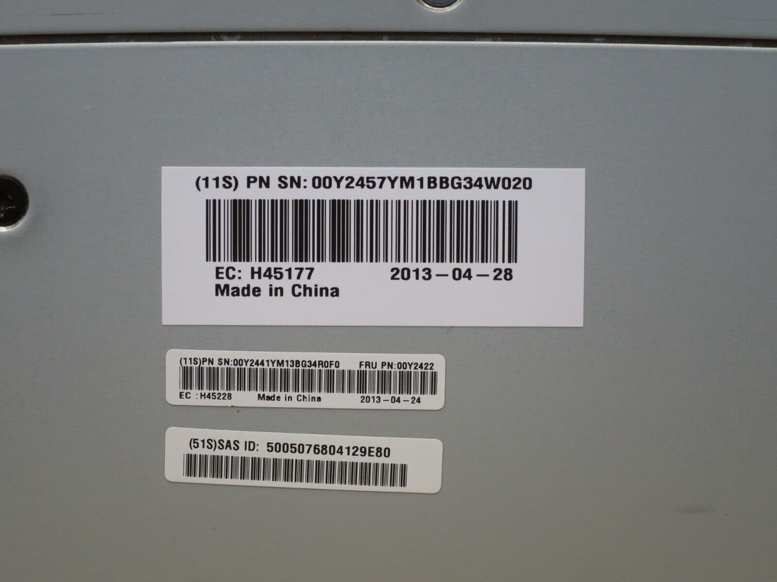 IBM Storwize V3700 2072-24E Expansion Array 24x 2 5" SAS 2x Expansion ...