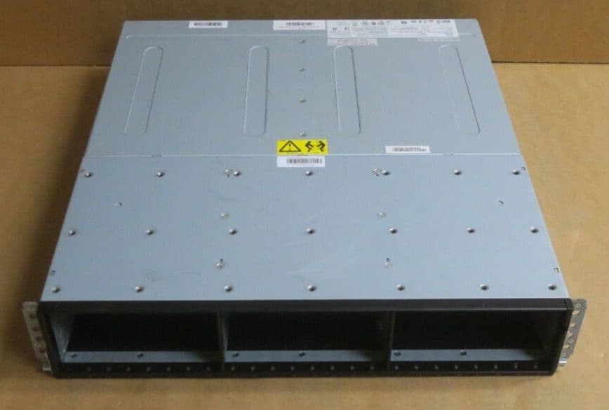 IBM Storwize V7000 Gen2 Expansion Array 2076-24F 24x 2 5" Bay 2x SAS ...