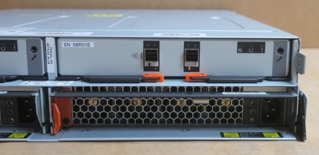 IBM Storwize V7000 Gen2 Expansion Array 2076-24F 24x 2 5" Bay 2x SAS ...