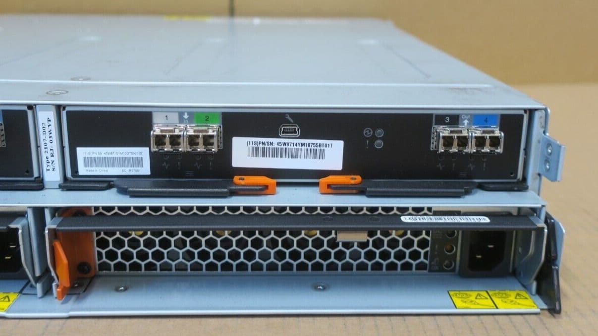 IBM System Storage DS8000 2107-D02 24x 2 5" Bay 2x Controller 24x 600GB ...