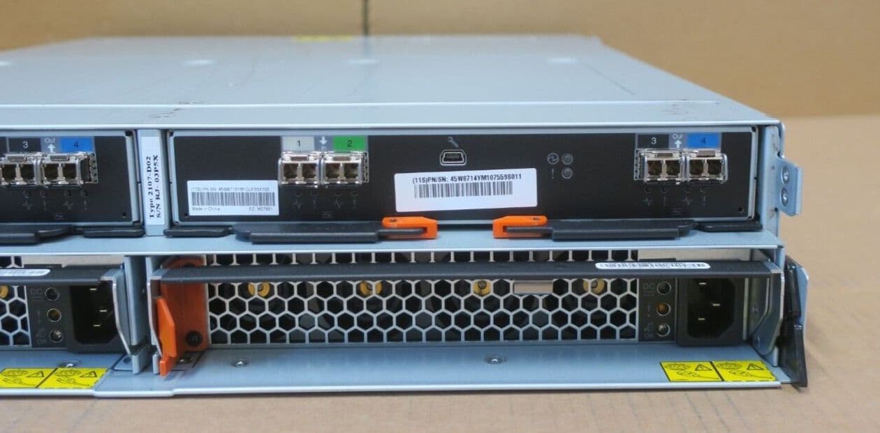 IBM System Storage DS8000 2107-D02 24x 2 5" Bay Dual Controller 24x 1 ...