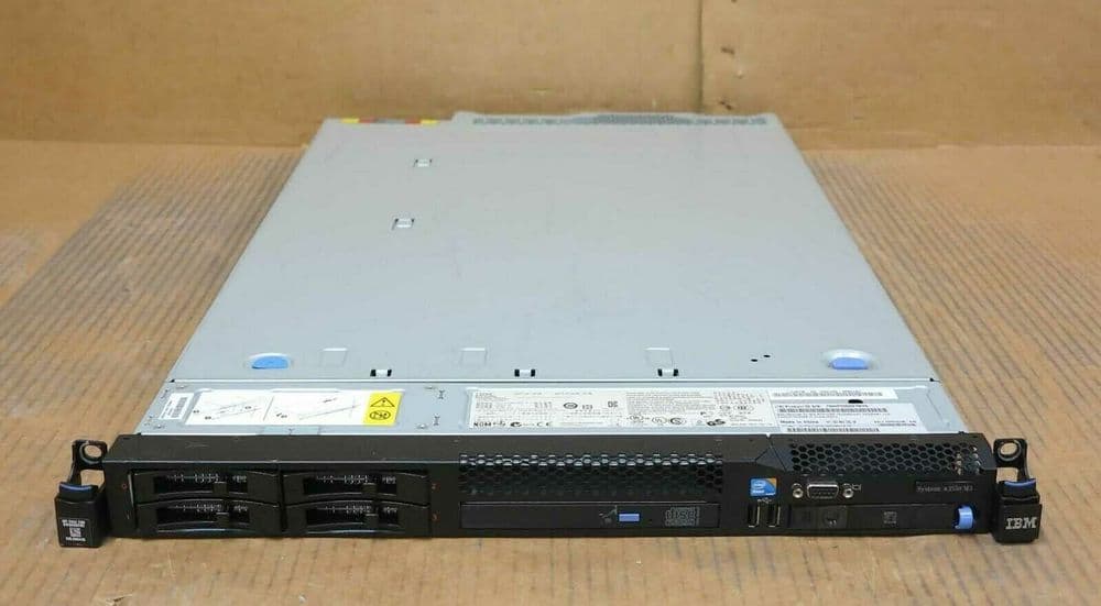 IBM System x3550 M3 7042-CR6 4-C E5630 2 53GHz 4GB Ram 4x Bay 1U RAID Server