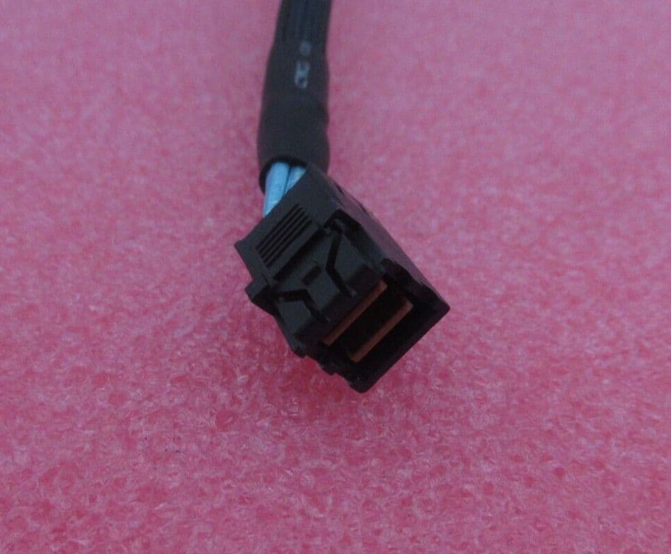 IBM System X3850 X6 Mini SAS-HD to Mini SAS-HD 19 5" Cable 00FN501 44E3275