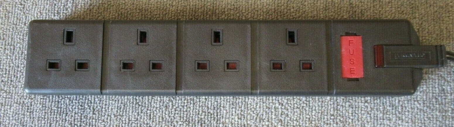 IEC C14 Male To 13A 4 Gang UK Sockets Extension Cable 1M