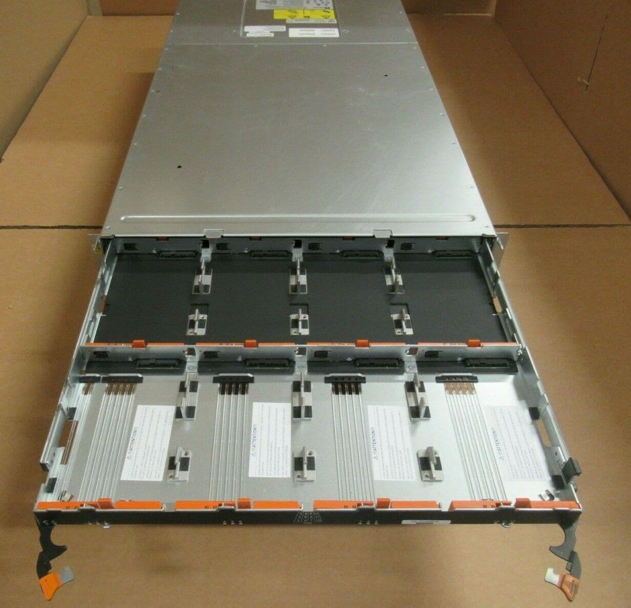 Infinite Storage SGI 5600 NetApp 60x 3 5" HDD Bay 2x Control Module I/F ...
