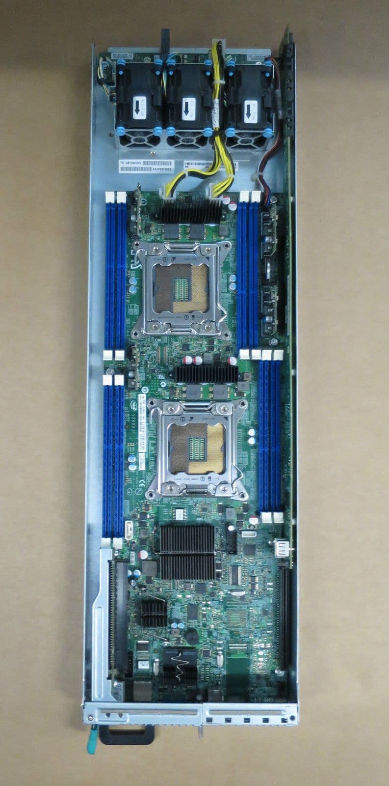 Intel H2312JFJR 2U Server 4 x Server Nodes E5-26xx RAID 12x3 5" Rails