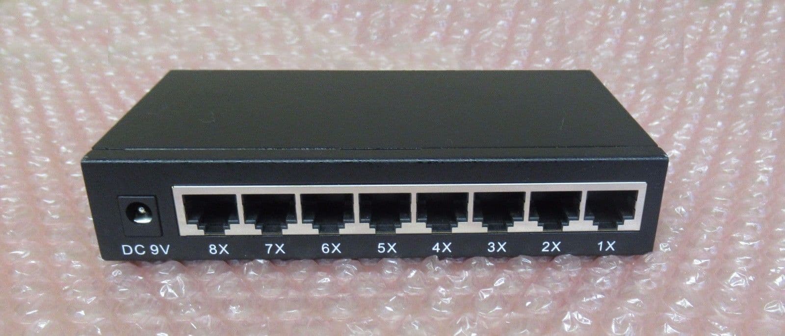 Intelligent 8 Port 523318 Fast Ethernet Office Switch 8 x 10/100Base-TX