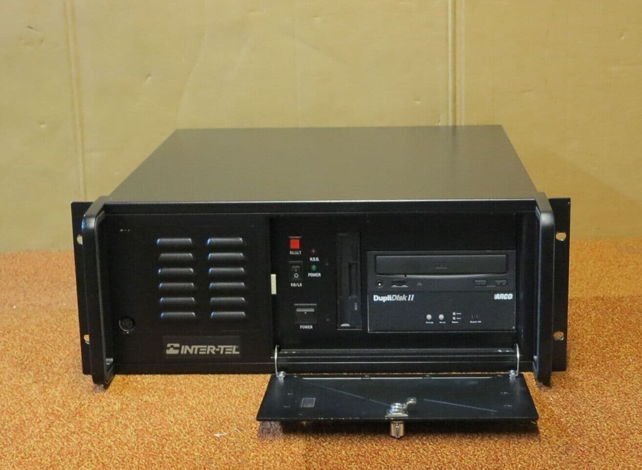 Inter-Tel Rackmount Call Processing Server 550 5261 Phone Telephone System