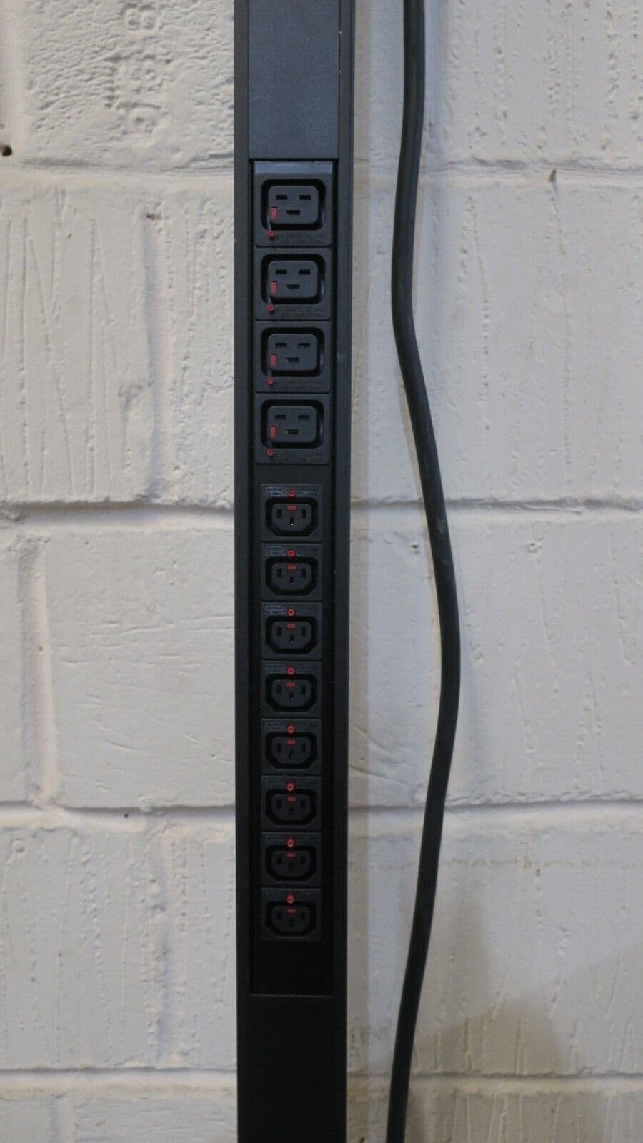 iPower 109-06 Slave Metered Switched Rack PDU 32A 230V 16 x C13 8 x C19 ZeroU