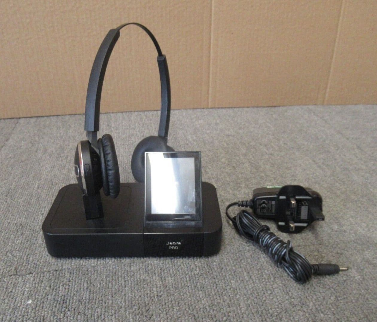 Jabra PRO 9465 Stereo 3-In-1 Cordless Headset with Touch Screen Base