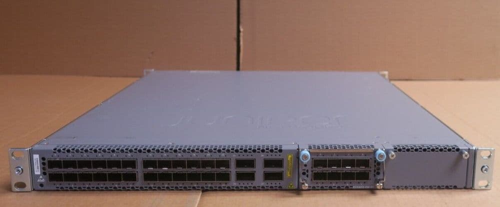 Juniper Networks EX4600-40F-AFI 24x 1/10Gb SFP 4x 40Gb QSFP Ports Switch