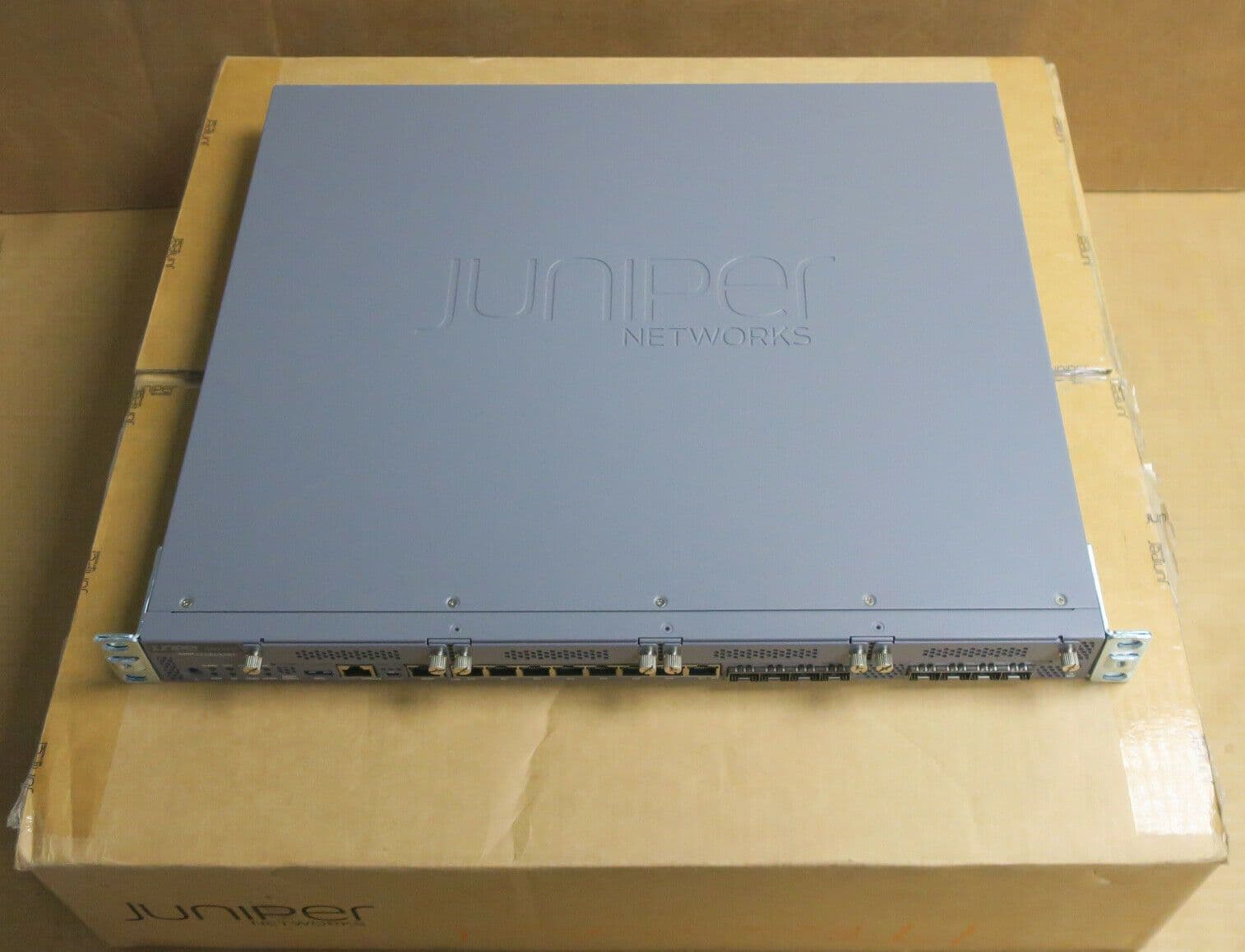 Juniper SRX340 Services Gateway Security Appliance 8x 1GbE 8x 1Gb SFP Ports