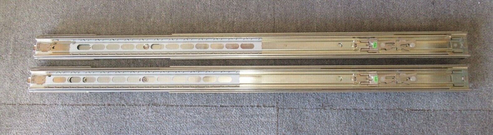 King Slide US6899408 US6860575 US6851773 Server Access Rail Kit 27" Length