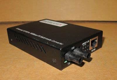 Lancast The Twister 10Base-T - 10Base-FL Fibre Channel Converter Adapter