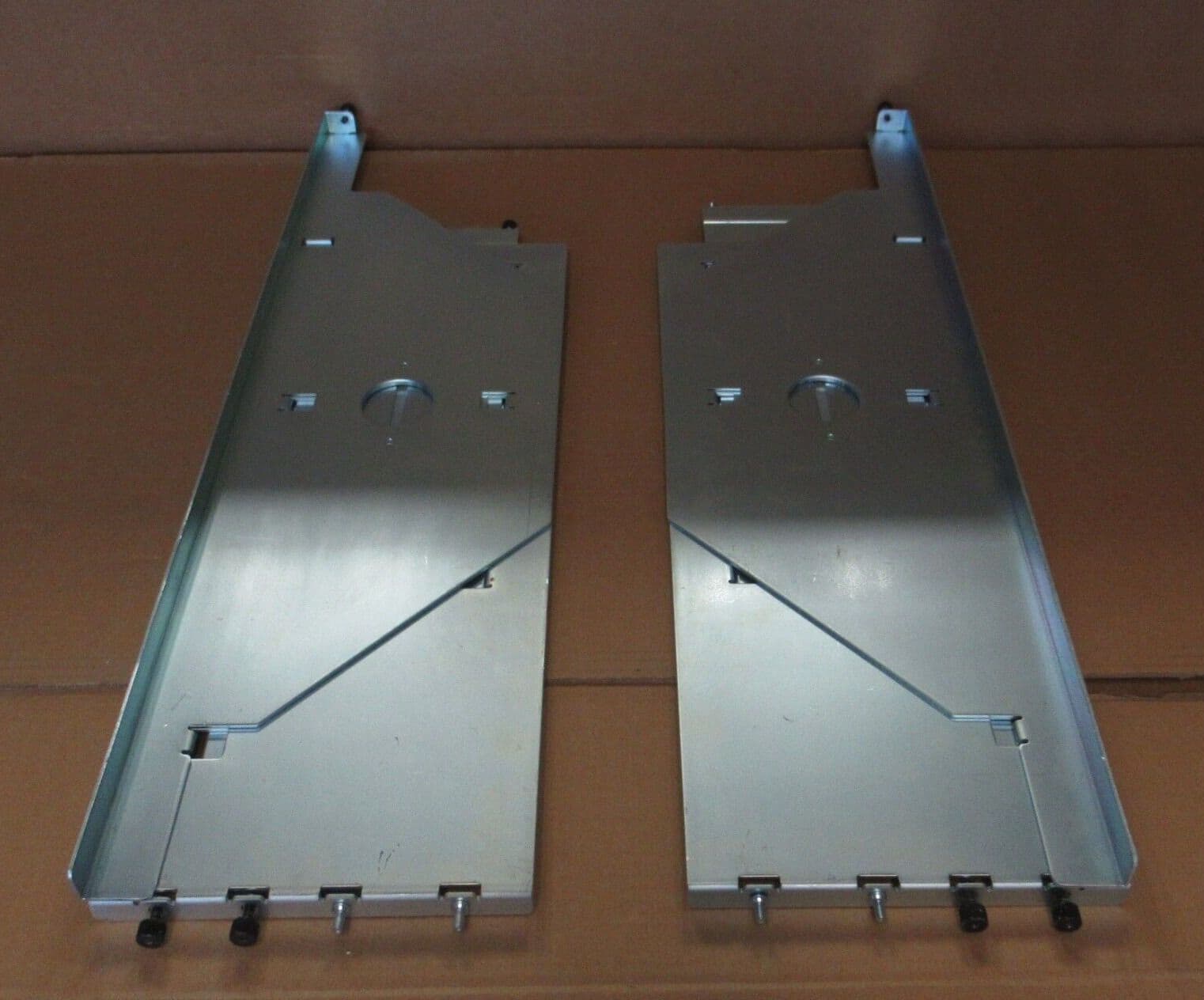 Left & Right 4U Adjustable L-shaped Rack Mount Server Mounting Rail Kit