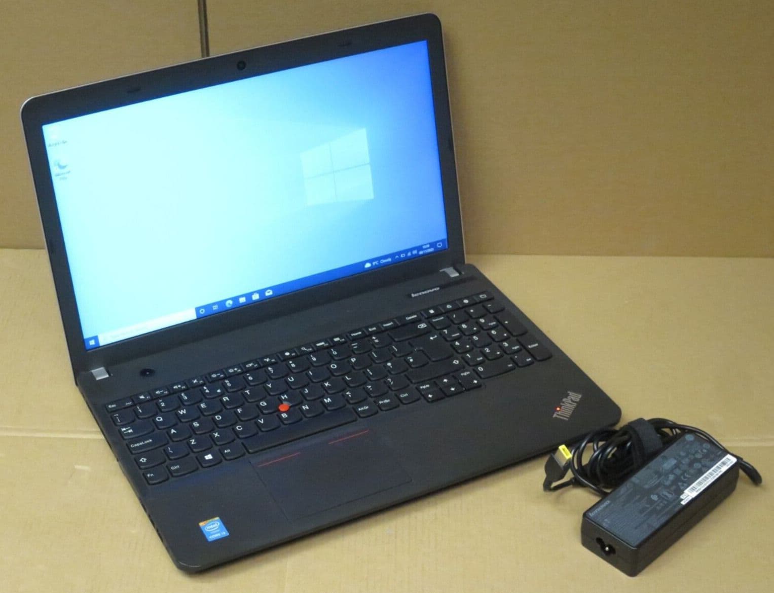 Lenovo ThinkPad E540 15 6" HD i5-4310U 2Ghz 4GB Ram 500GB SSHD Win10 Pro Laptop