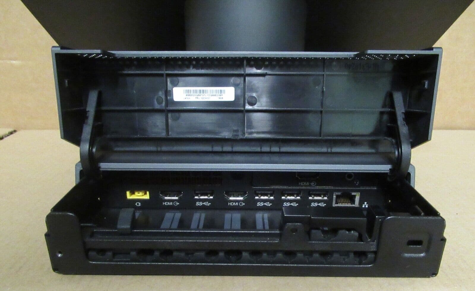 Lenovo ThinkSmart Hub 500 i5-7500T 2 70GHz 8Gb Ram 128GB SSD All In One PC