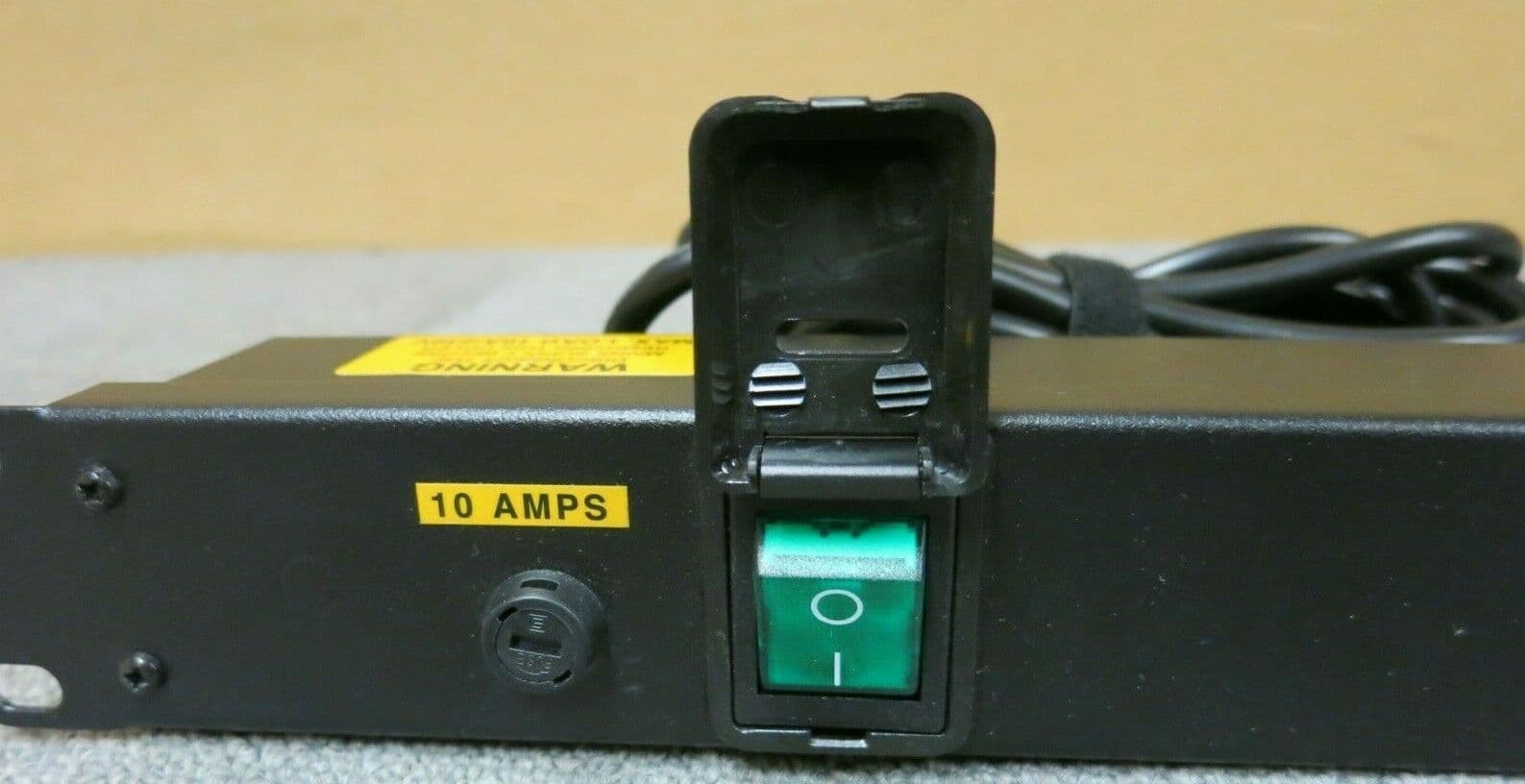 Lindy 4450115 6 Port Power Distribution Bar C14 Inlet And 6 x C13 ...