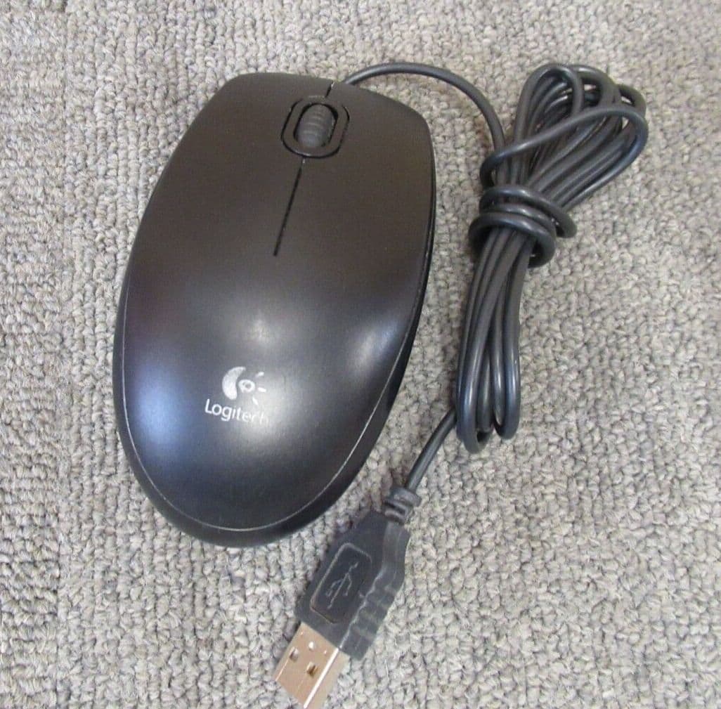 Logitech B100 810-002149 Black USB Wired 3-Button Optical Mouse