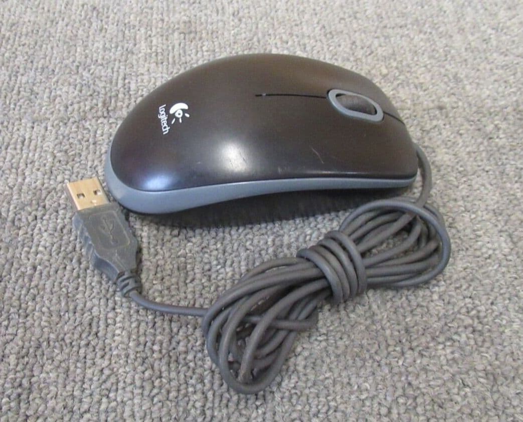 Logitech M-U0026 810-002182 Black USB Wired 3-Button Optical Mouse