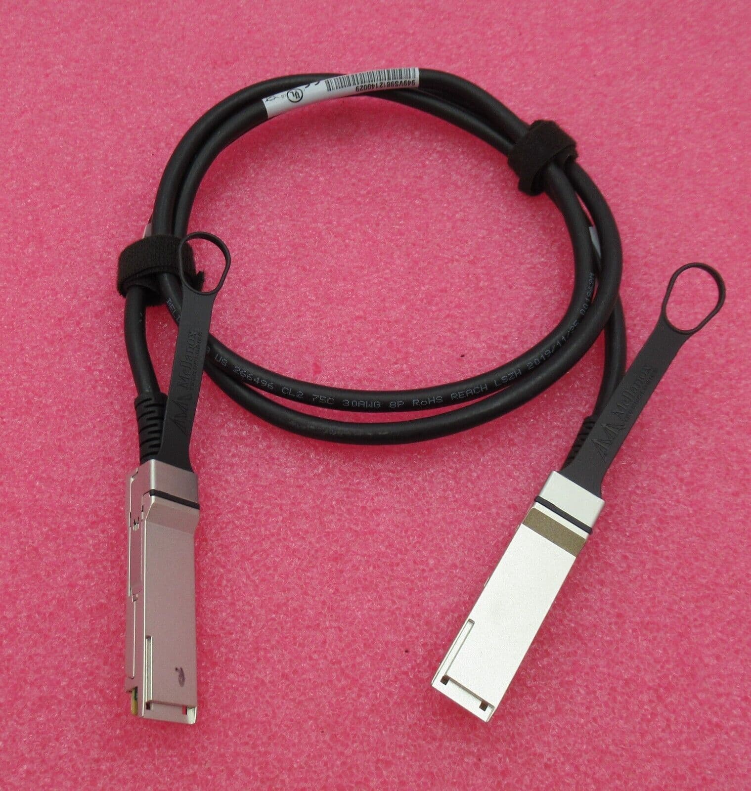 Mellanox Passive Copper Cable 100GbE QSFP28 to QSFP28 1 5M MCP1600-C01AE30N