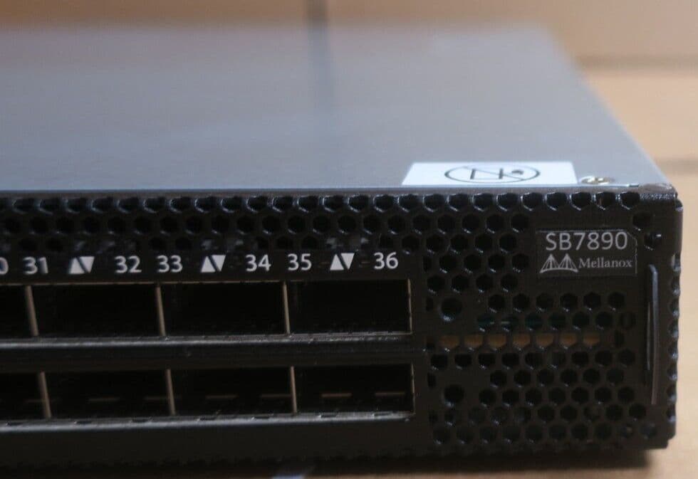 Mellanox SB7890 36x 100Gb/s QSFP28 EDR Infiniband Externally Managed Switch