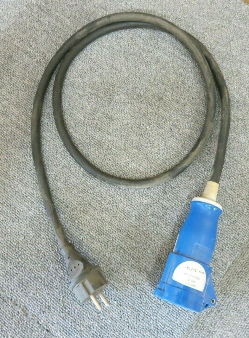 Mennekes 8004 3 Core Rubber Sheathed Cable 1 5M CEE To SCHUKO Plug 16A ...
