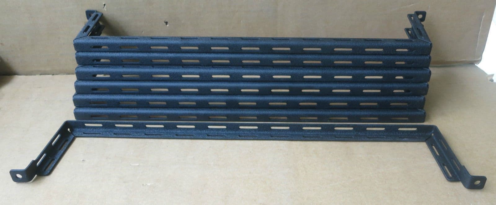 Middle Atlantic LBP-4A L Bar W/4" Offset Rack Lacing Bars Bracket 6 Pack