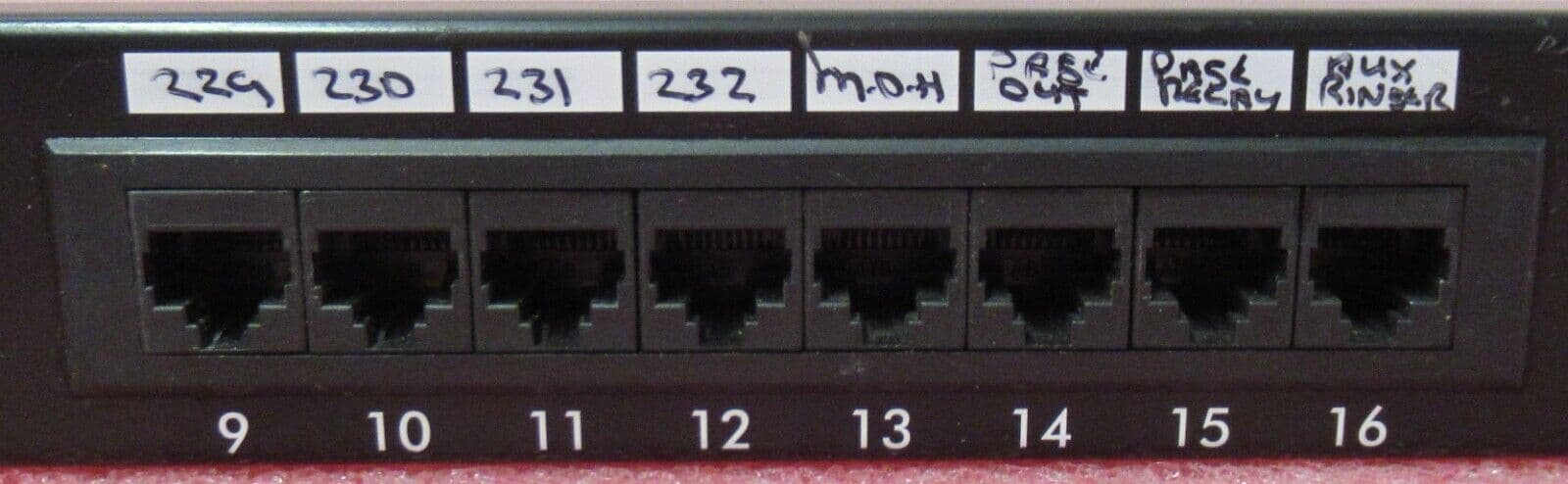 Mills 16 Port Cat5e RJ45 Ethernet 19" Rackmount 1U Rear Punch Patch ...