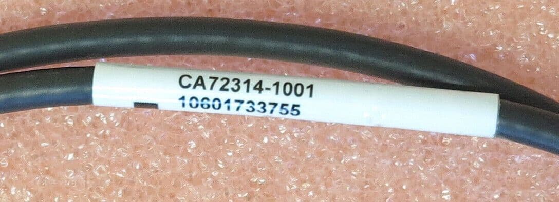 Mini SAS HD SFF-8644 to SFF-8644 110cm 1 1M External Cable CA72314-1001